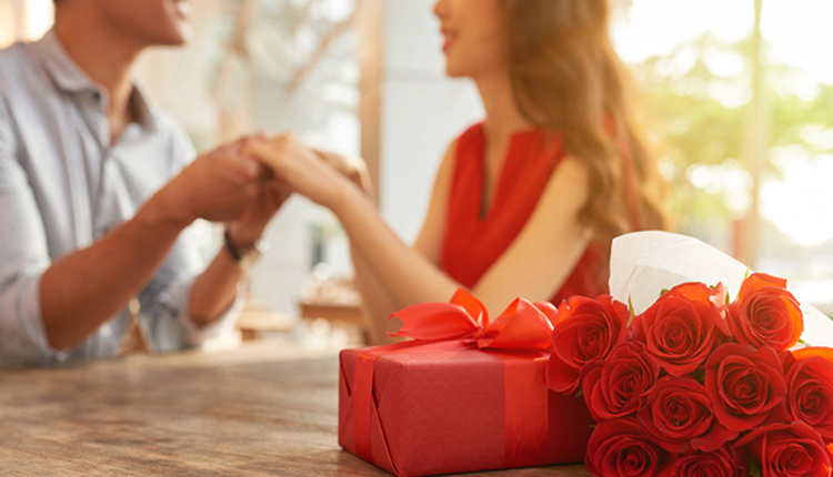 Gift of Love: How to Choose the Perfect Perfume Set for Your Valentine